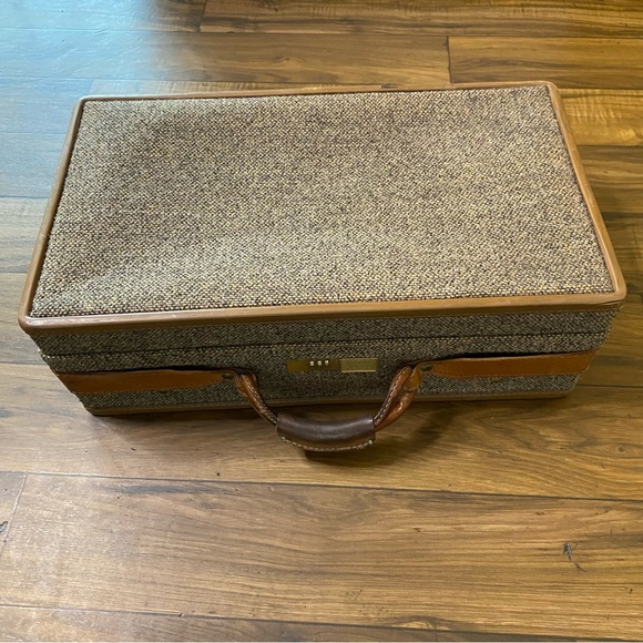Vintage Hartmann | Bags | Vintage Hartmann Tweed Brown Leather Carry On ...